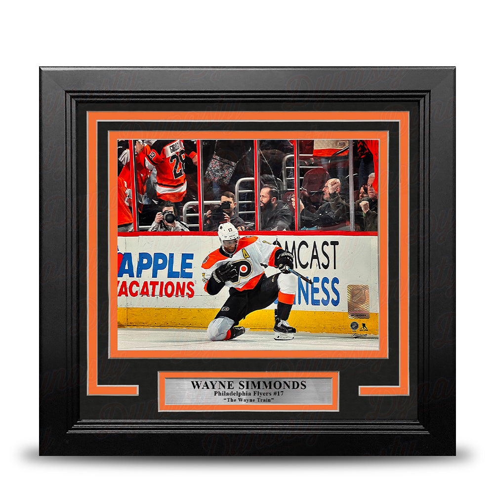 Wayne Simmonds Fist Pump Philadelphia Flyers 8" x 10" Framed Hockey ...