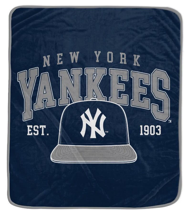 New York Yankees 50" x 60" Vintage Arch Block Blanket | Baseball ...