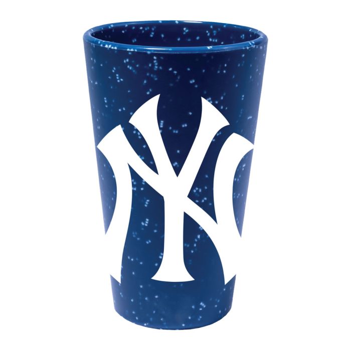 New York Yankees 16 oz Team Color Silicone Pint Glass | Baseball ...