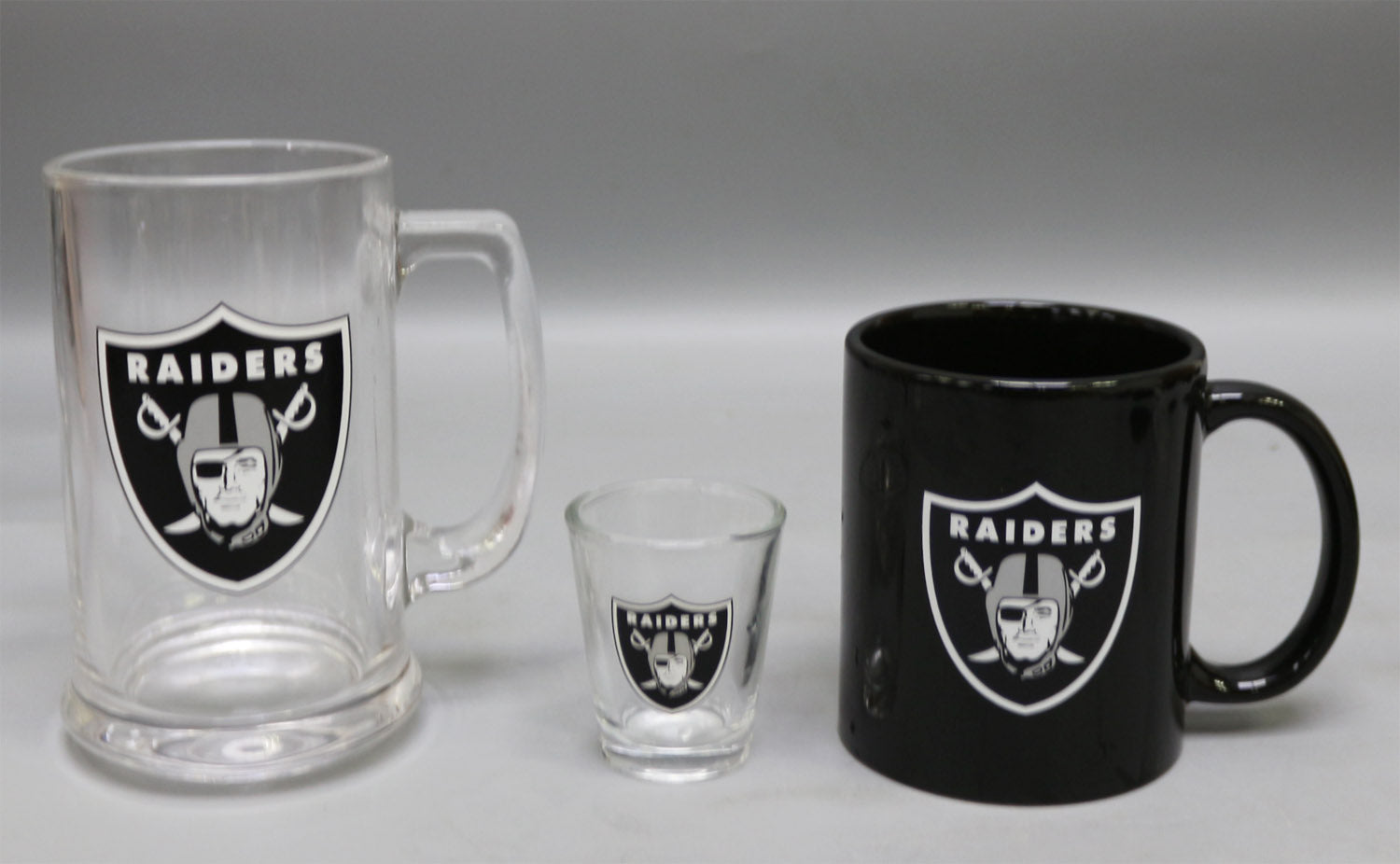 Las Vegas Raiders 3-Piece Glassware Set | Football Drinkware, Glasses ...